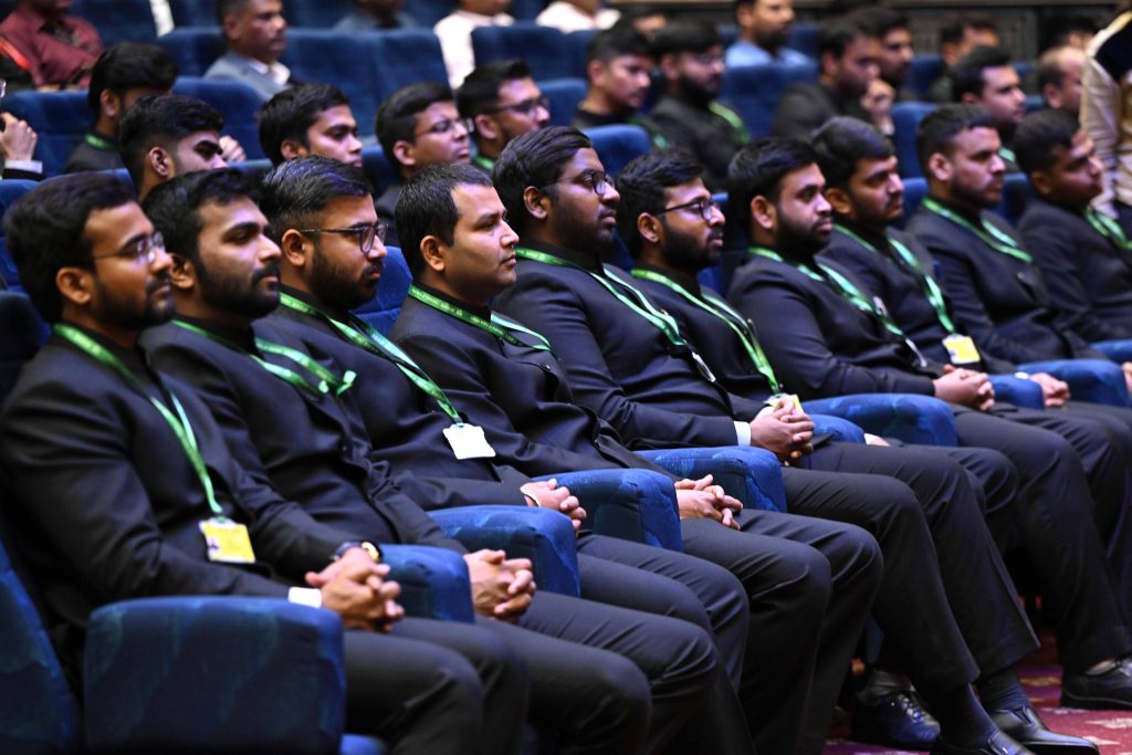 IAS OFFICERS OF THE 2023 BATCH CALL ON THE PRESIDENT - TheDawk